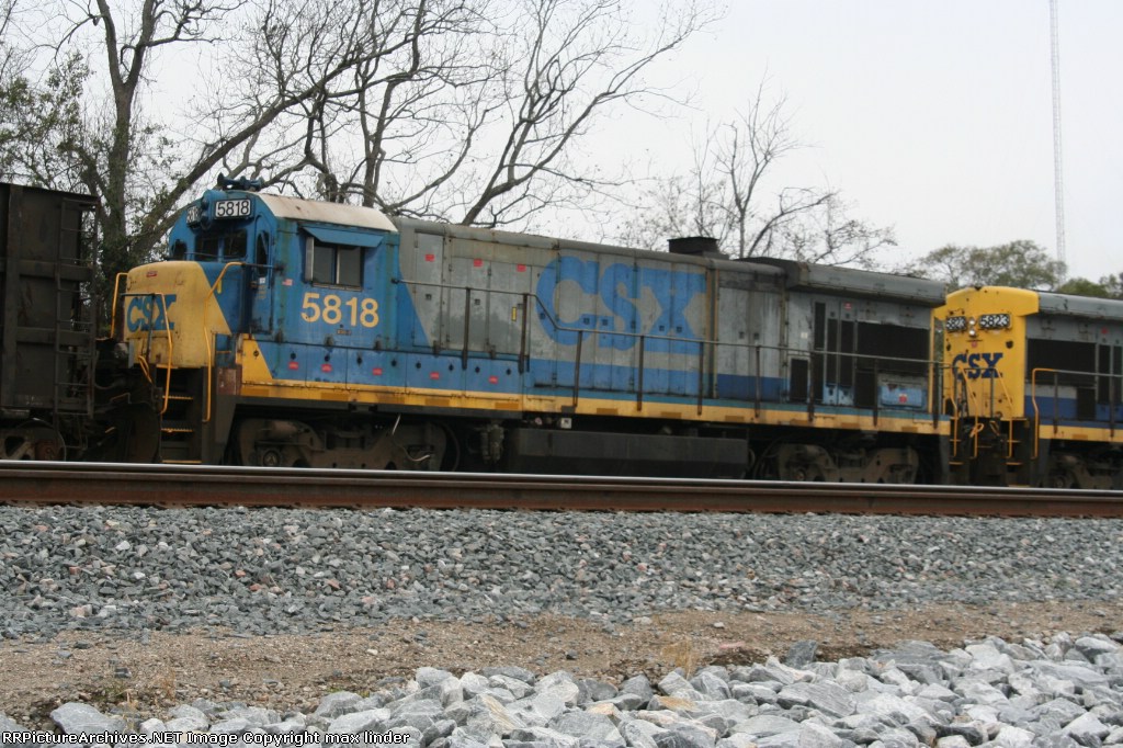 CSX 5818